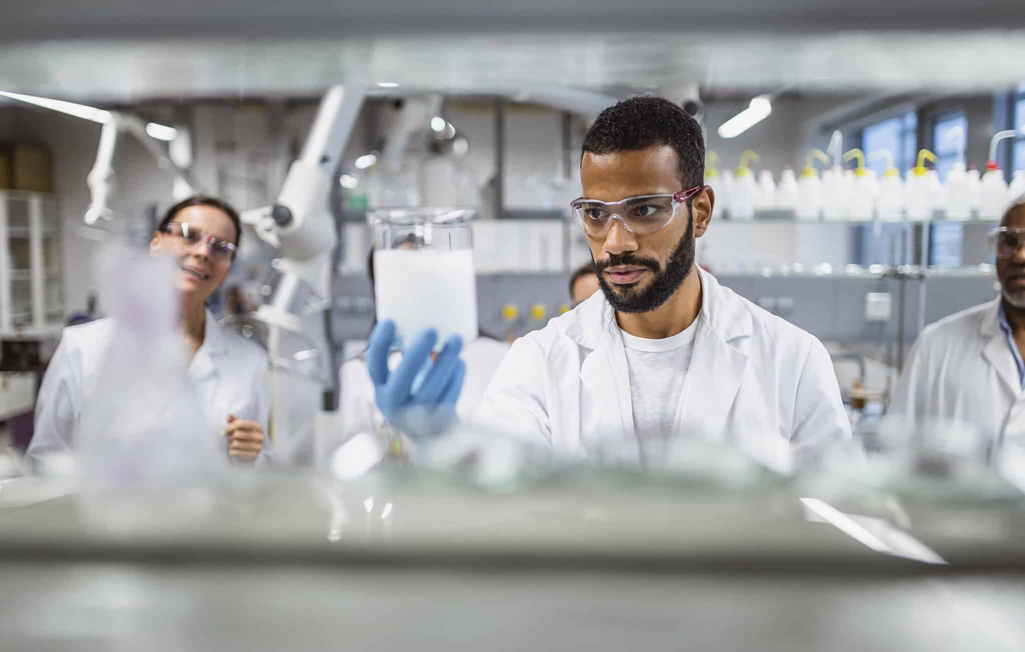 Quantum Computing Use Cases in Materials & Chemicals