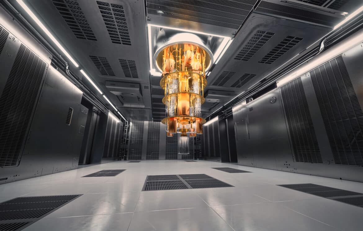 Quantum Programming: An In-Depth Introduction and Framework Comparison